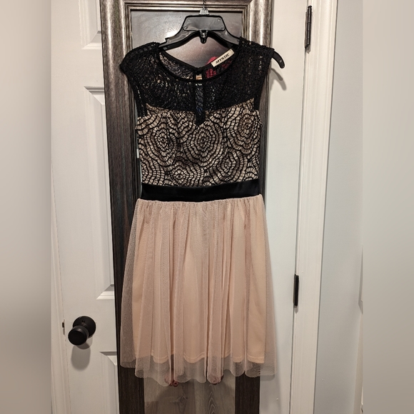 Modcloth | Dresses | Peachy Pink Dress Modcloth | Poshmark